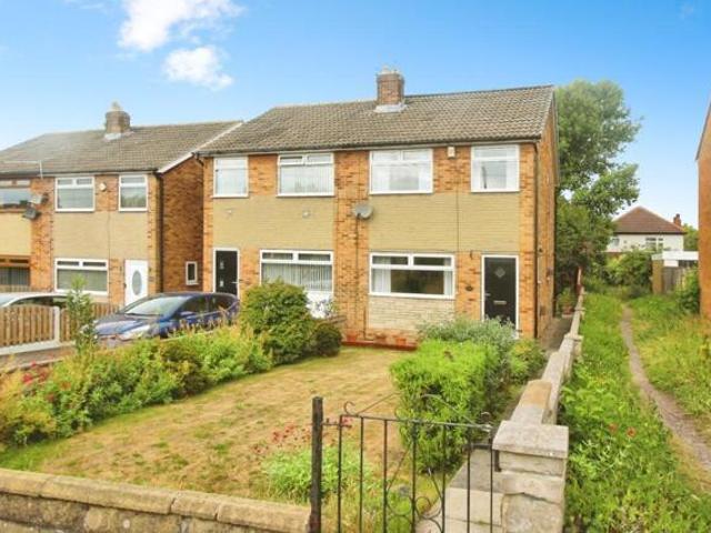 3 Bedroom House Heckmondwike Kirklees LS101025422