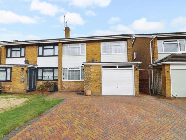 3 Bedroom House Hedge End Hampshire 98278310