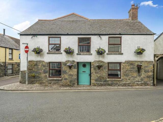 3 Bedroom House Helston Cornwall 99735892
