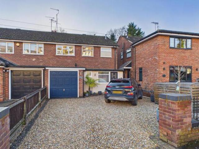 3 Bedroom House Hemel Hempstead Hertfordshire LS101797072