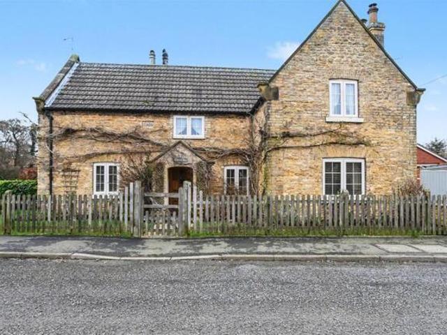 3 Bedroom House Hemswell Hemswell 99986641