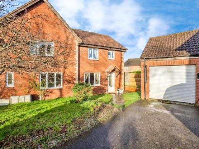 3 Bedroom House Hereford Herefordshire LS98687579