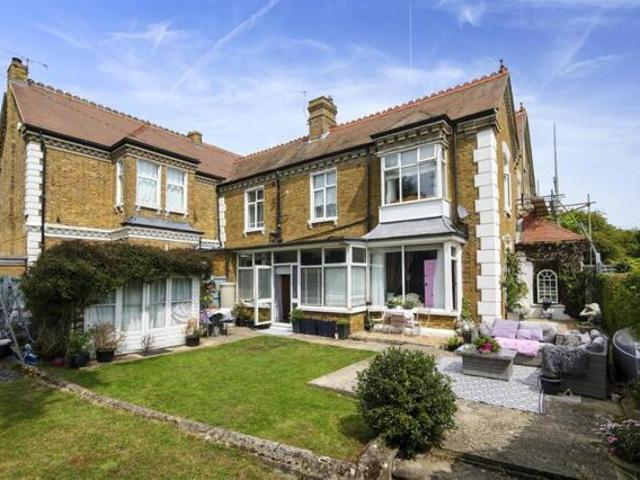 3 Bedroom House Herne Bay Kent 99204108