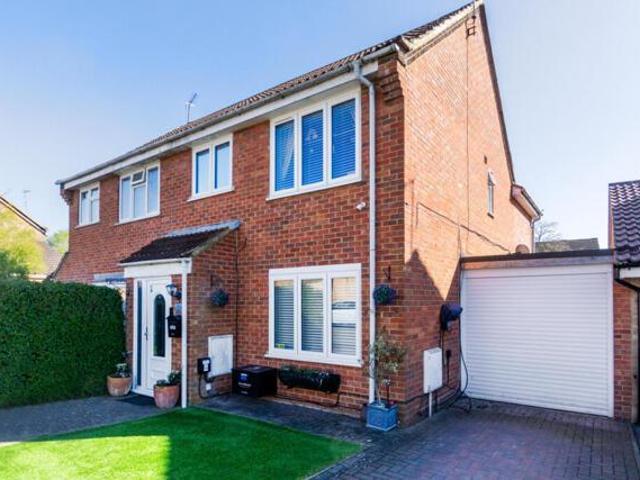 3 Bedroom House Hertfordshire Hertfordshire LS101100039