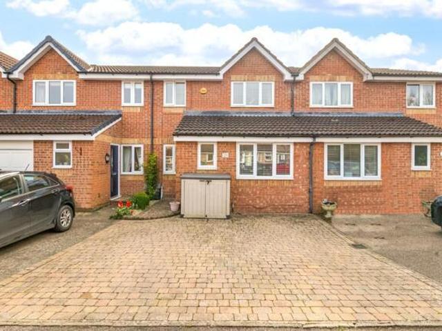 3 Bedroom House Hitchin Hertfordshire LS100881764