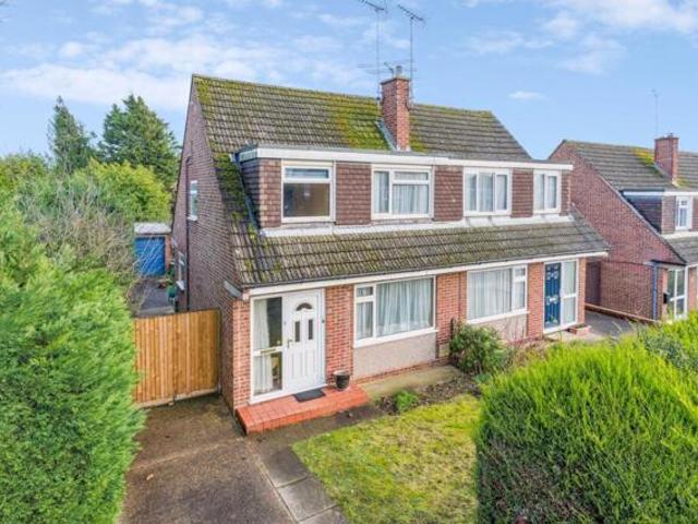 3 Bedroom House Hitchin Hertfordshire LS99054898