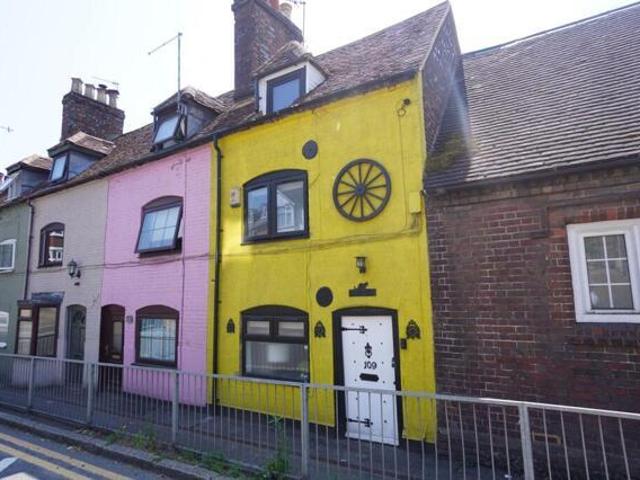 3 Bedroom House High Wycombe Buckinghamshire 99840544