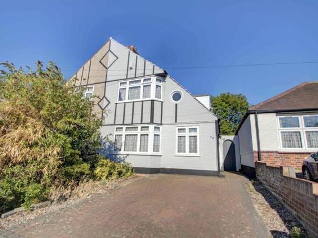 3 Bedroom House Hillingdon Greater London 101278137