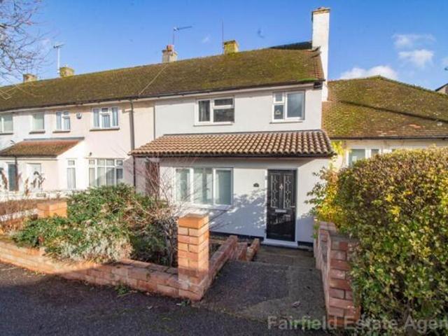 3 Bedroom House Hillingdon Hertfordshire 99926194