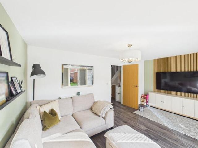 3 Bedroom House Hull City Of Kingston upon Hull 100579031