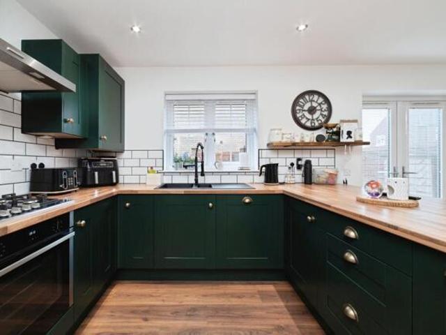 3 Bedroom House Hull City Of Kingston upon Hull LS99277809