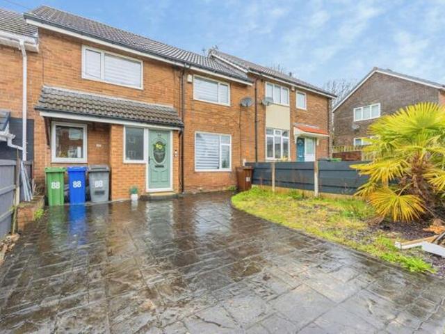 3 Bedroom House Hyde Tameside LS101059787