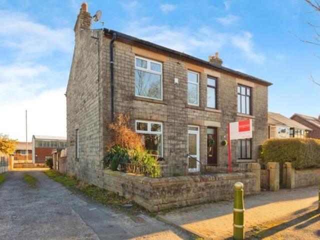 3 Bedroom House Hyde Tameside LS99277713