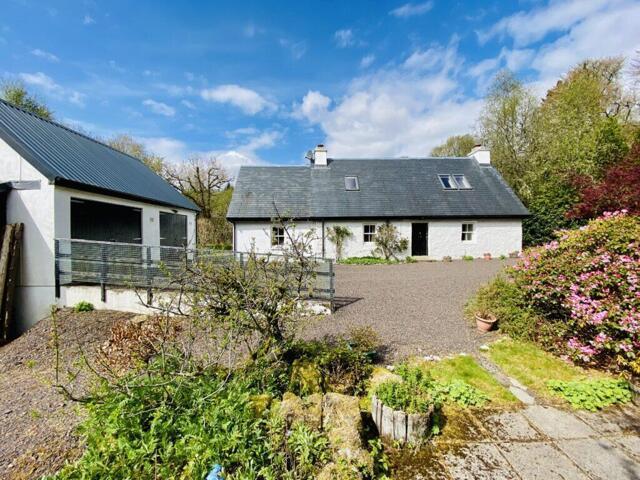 3 Bedroom House Inveraray Inveraray 100426649