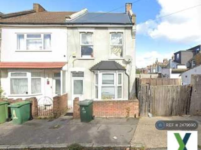 3 bedroom house in Alfred Road, London, E15 3 bed #2479690