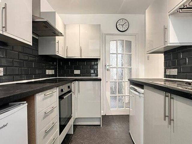 3 bedroom house in Barking