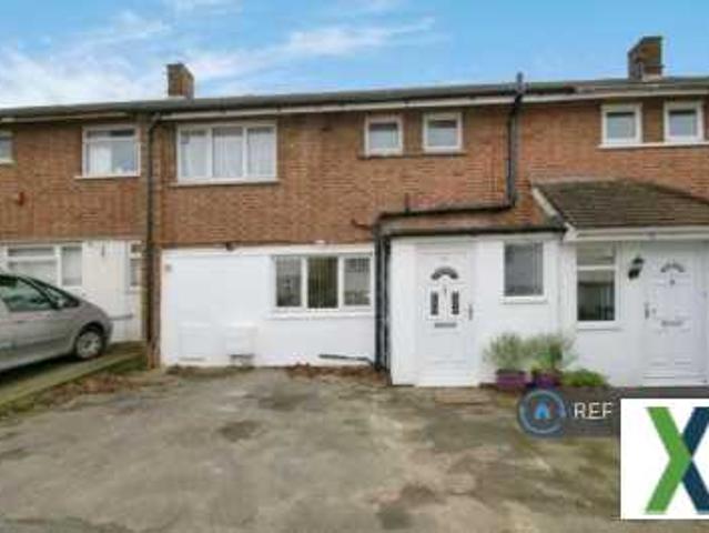 3 bedroom house in Belsize Road, Hemel Hempstead, HP3 3 bed #2316595