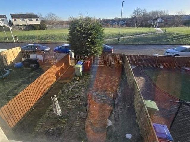 3 bedroom house in Glasgow