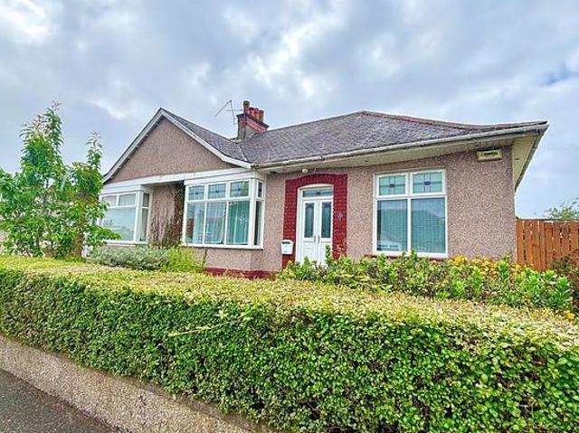 3 bedroom house in Glasgow