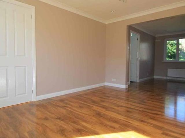 3 bedroom house in Glasgow