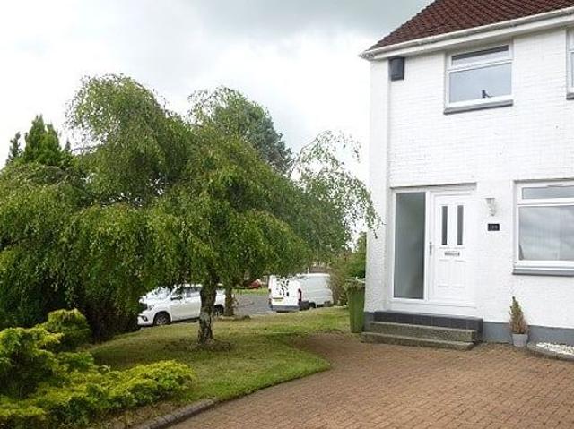 3 bedroom house in Glasgow