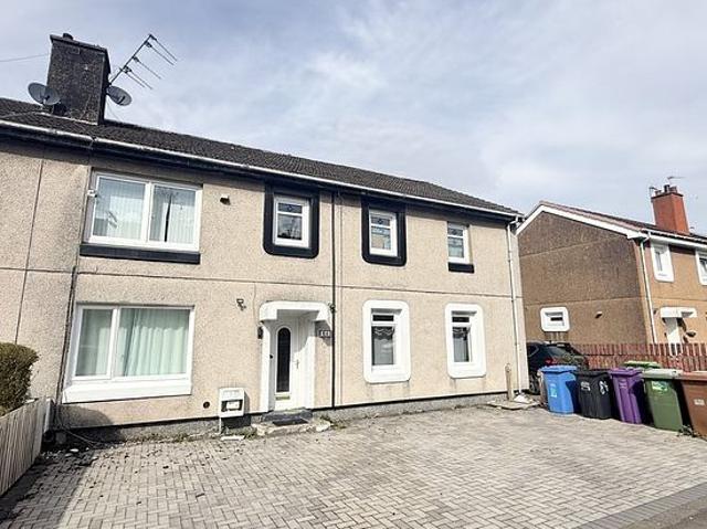 3 bedroom house in Glasgow