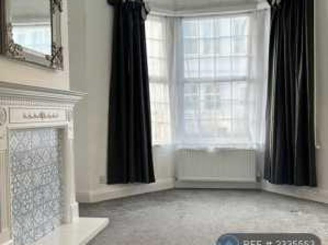 3 bedroom house in Fairfax Drive, Westcliff On Sea, SS0 3 bed #2335553