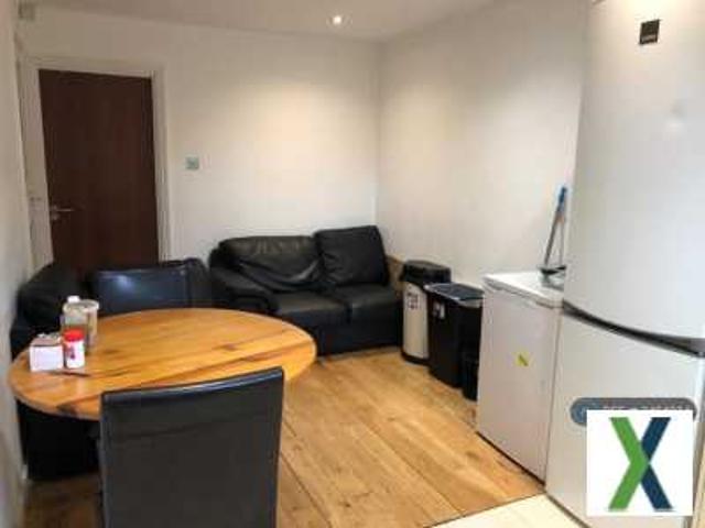 3 bedroom house in Housey, London, SE5 3 bed #2464034