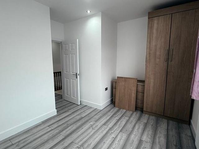 3 bedroom house in Ilford