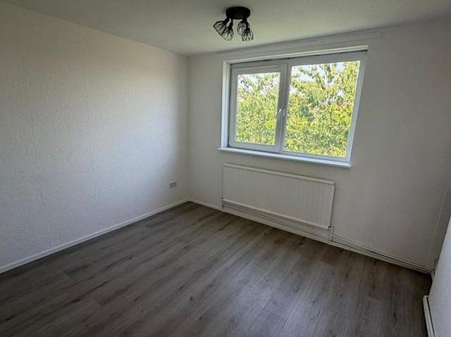 3 bedroom house in London