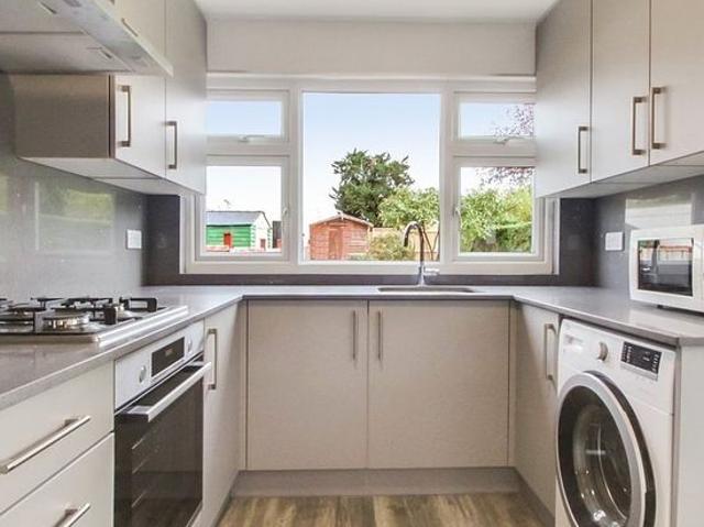3 bedroom house in London