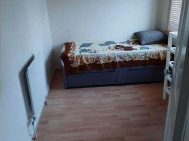 3 bedroom house in London
