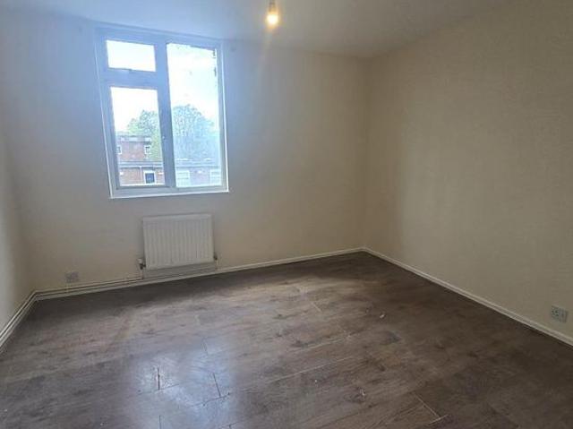 3 bedroom house in London