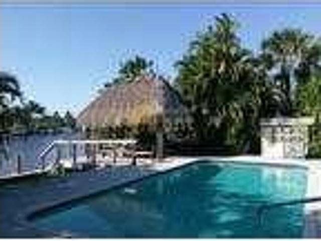 3 bedroom house in Lauderdale By The Sea