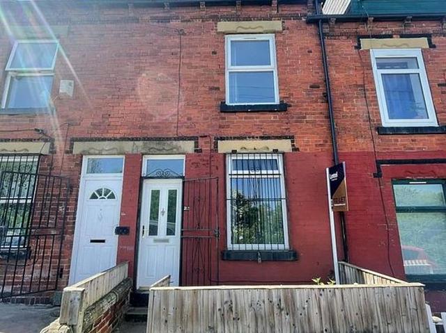 3 bedroom house in Leeds