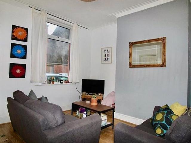 3 bedroom house in Leeds