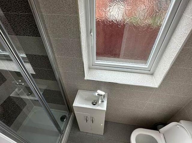 3 bedroom house in Leeds