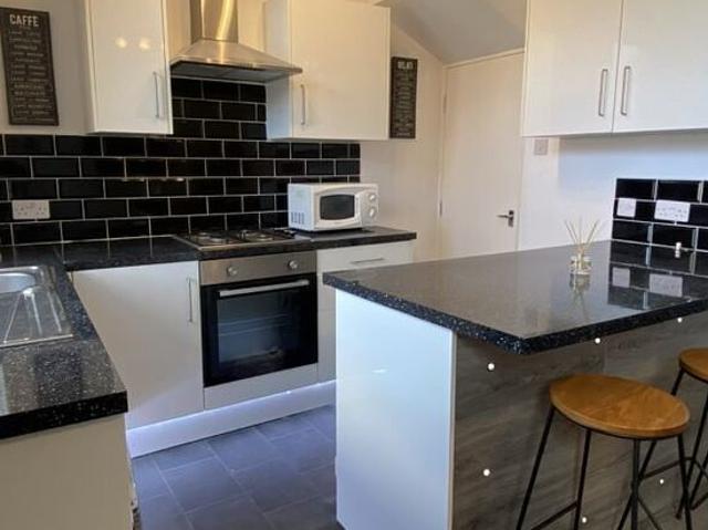 3 bedroom house in Leeds