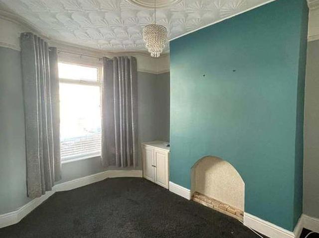 3 bedroom house in Liverpool