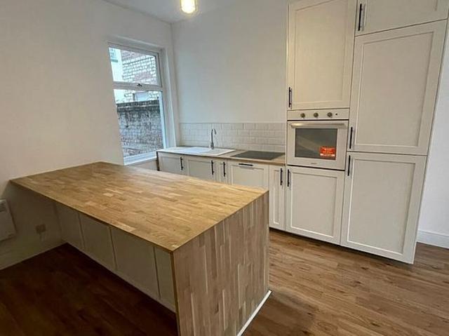 3 bedroom house in Liverpool