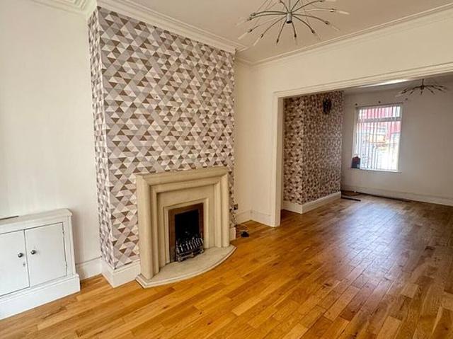 3 bedroom house in Liverpool