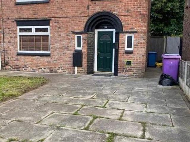 3 bedroom house in Liverpool