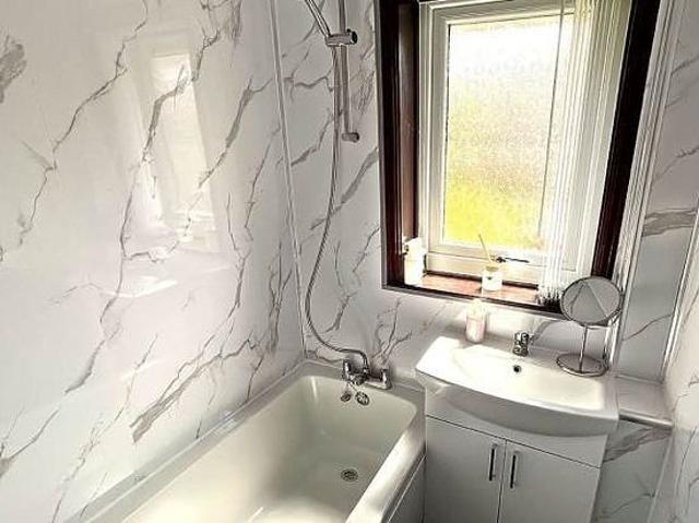 3 bedroom house in Liverpool
