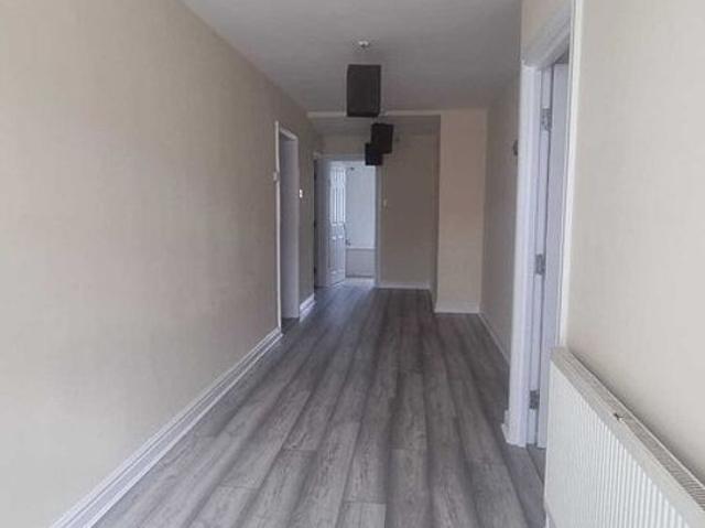 3 bedroom house in Southall