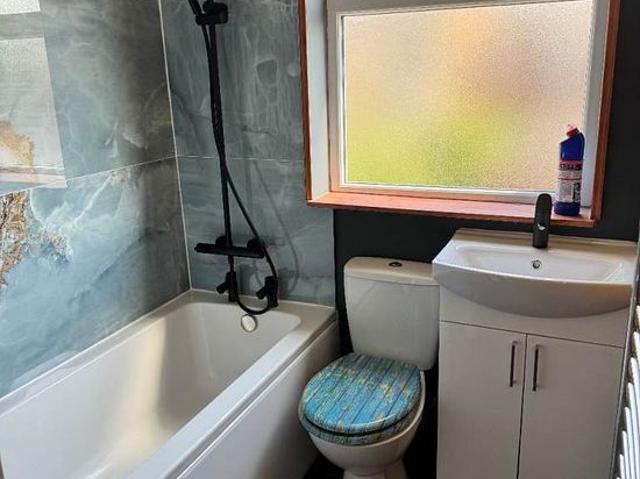 3 bedroom house in Sheffield