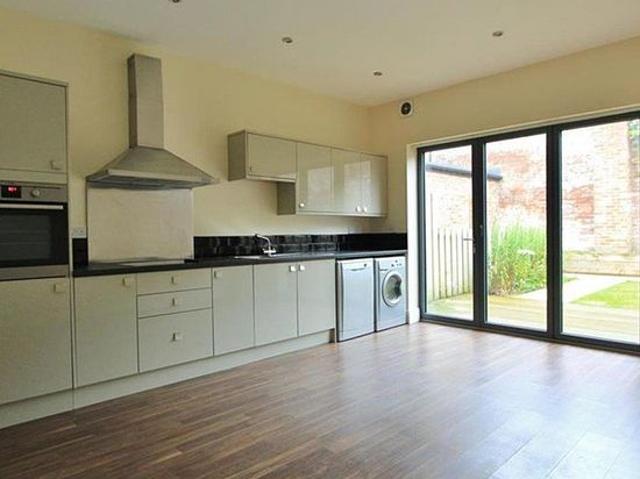3 bedroom house in Sheffield