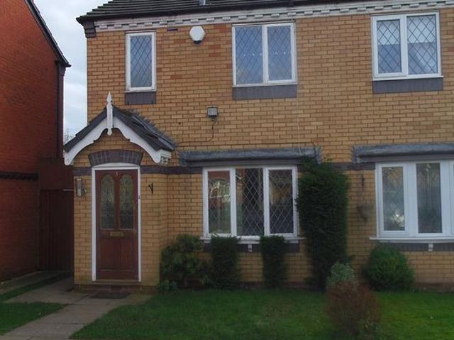 3 bedroom house in Walsall