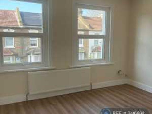 3 bedroom house in Tower Hamlets Road, London, E7 3 bed #2416698
