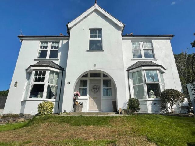 3 Bedroom House Ilfracombe Devon 101677247