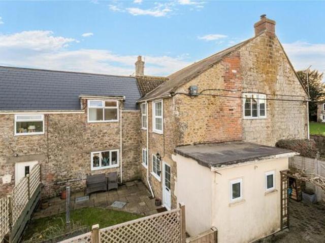 3 Bedroom House Ilminster Somerset LS100988127